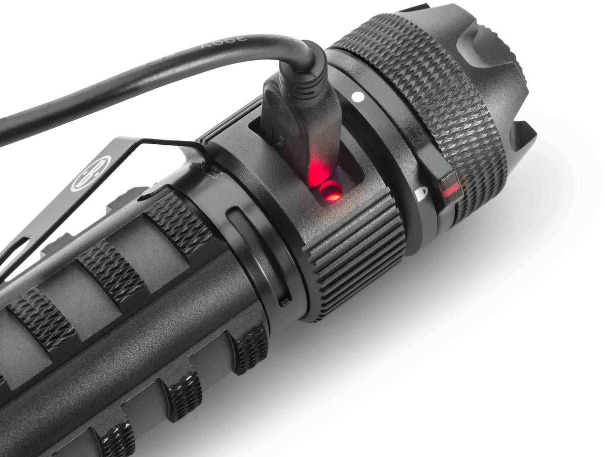 Bushnell Pro 1000 Lumen Rechargeable Flashlight | DICK'S Sporting Goods
