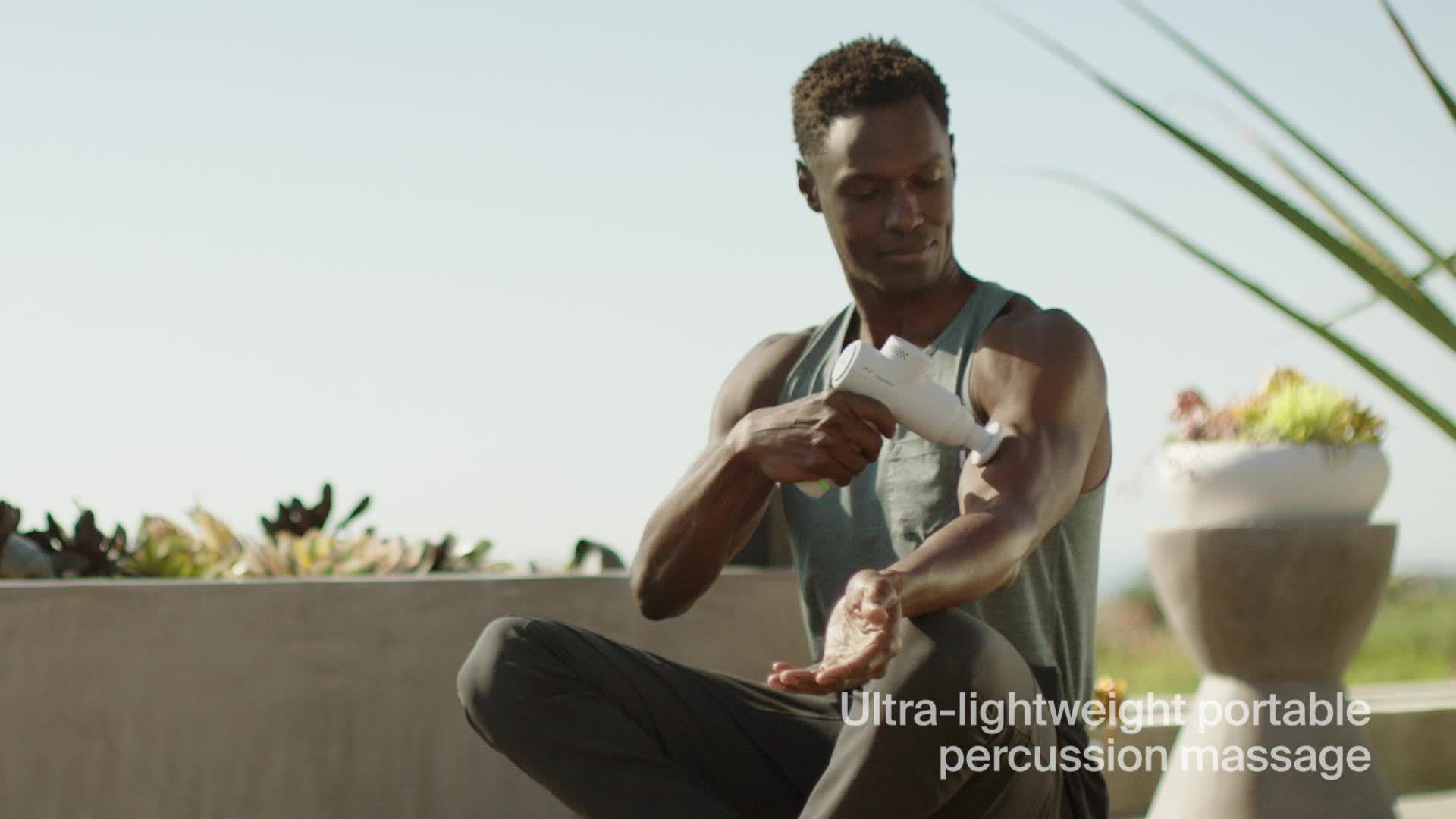 Hyperice Hypervolt Go 2 Portable Massager | Dick's Sporting Goods